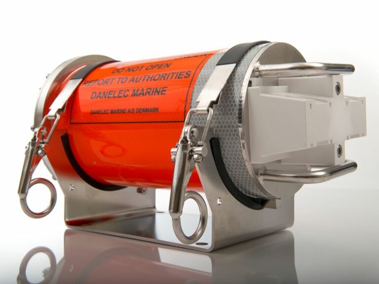 Danelec DM100 L-VDR G2 Light Voyage Data Recorder - Mackay ...